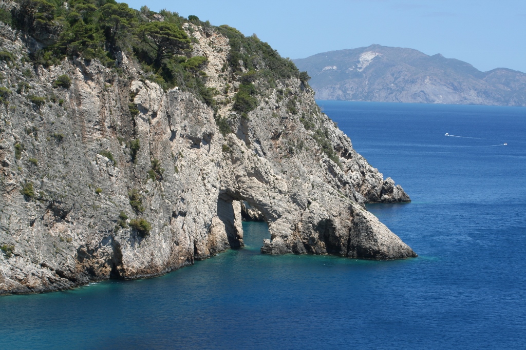 Marathia: rustig wandelen op ‘druk’ Zakynthos - OPPADMET